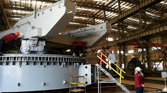 Stacker-Reclaimer | THE STORIES | Kawasaki Heavy Industries, Ltd.